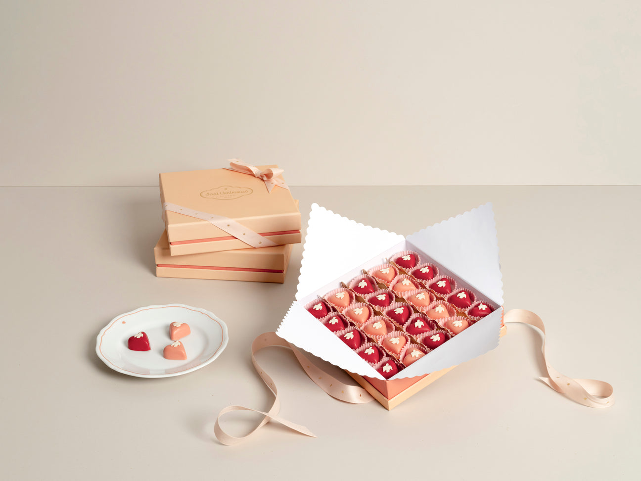 Sant Ambroeus Special Heart Dove Chocolates, 25-pieces, Valentine's Da